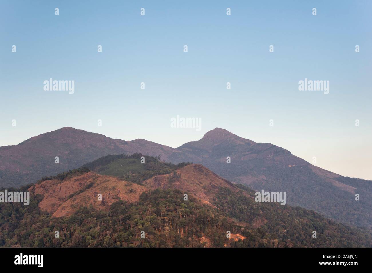 Munnar kerala sunset hi-res stock photography and images - Alamy
