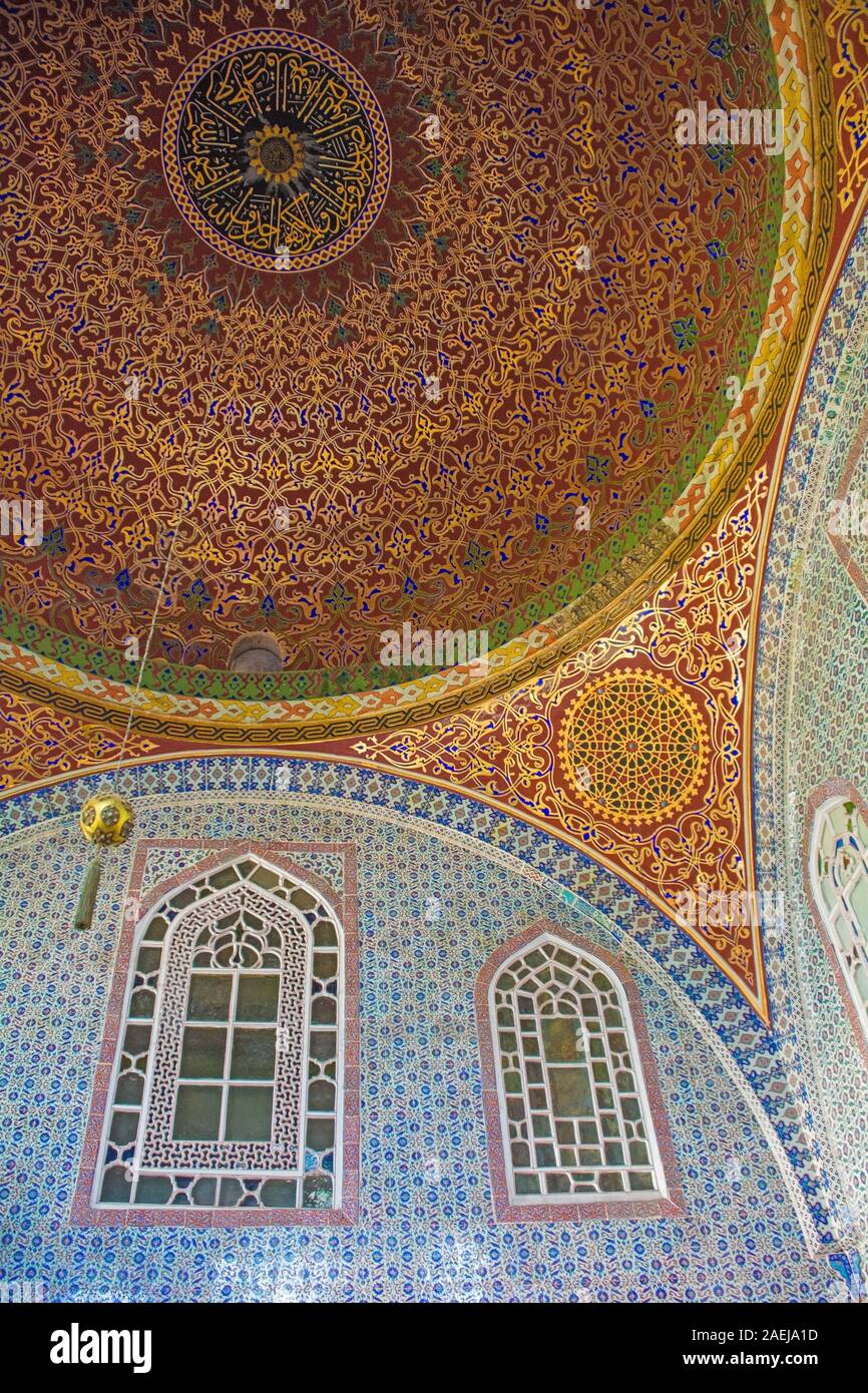 The Privy Room of Murad III in Topkapi Palace Harem in Istanbul, Turkey ...