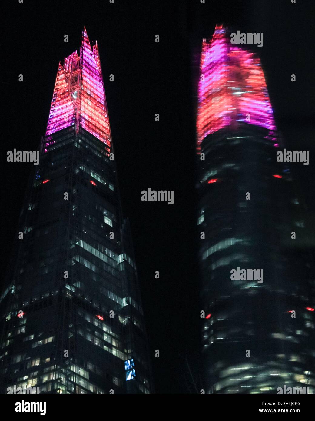 The Shard, London, UK. 09th Dec, 2019. The Lights are reflected in a ...