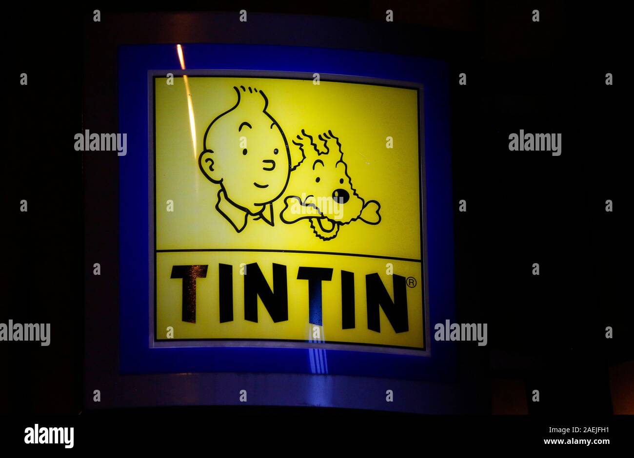 das Logo der Marke/ the logo of the brand "Tintin" mit den Figuren aus ...