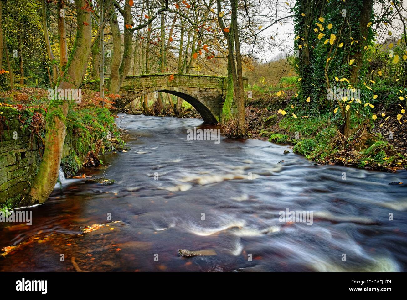 Rivelin bridge hi-res stock photography and images - Alamy