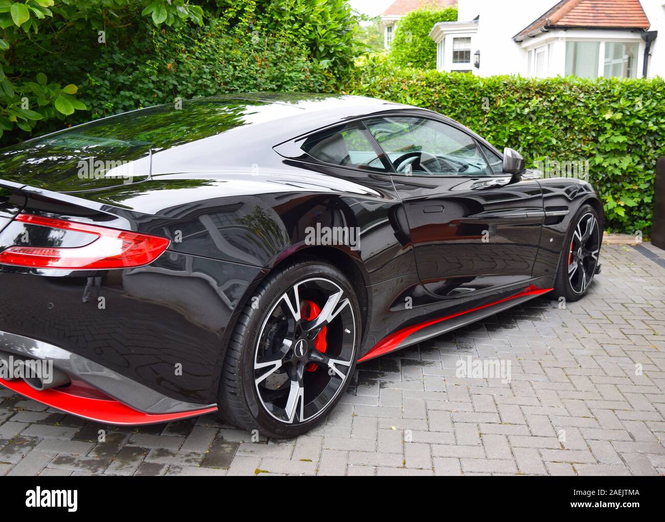 Aston Martin In London High Resolution Stock Photography and Images - Alamy