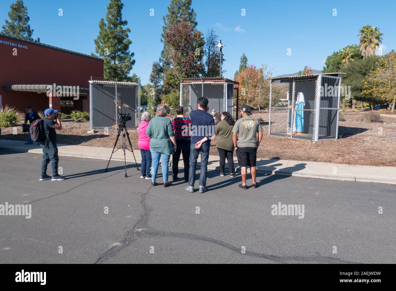 Jesus in cage hi-res stock photography and images - Alamy