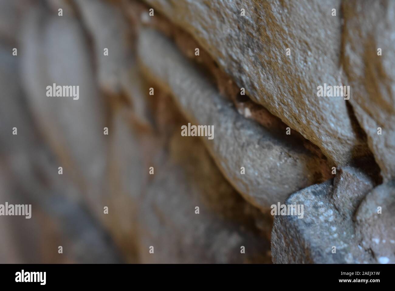 Natural stone wall texture hi-res stock photography and images - Alamy
