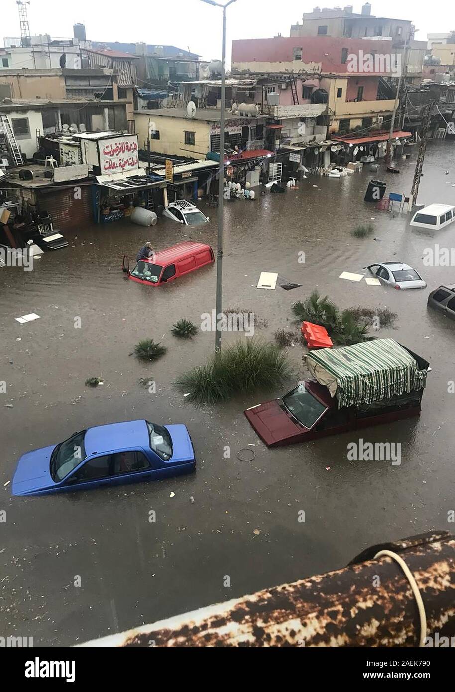 Beirut. 9th Dec, 2019. Photo taken on Dec. 9, 2019 shows vehicles ...