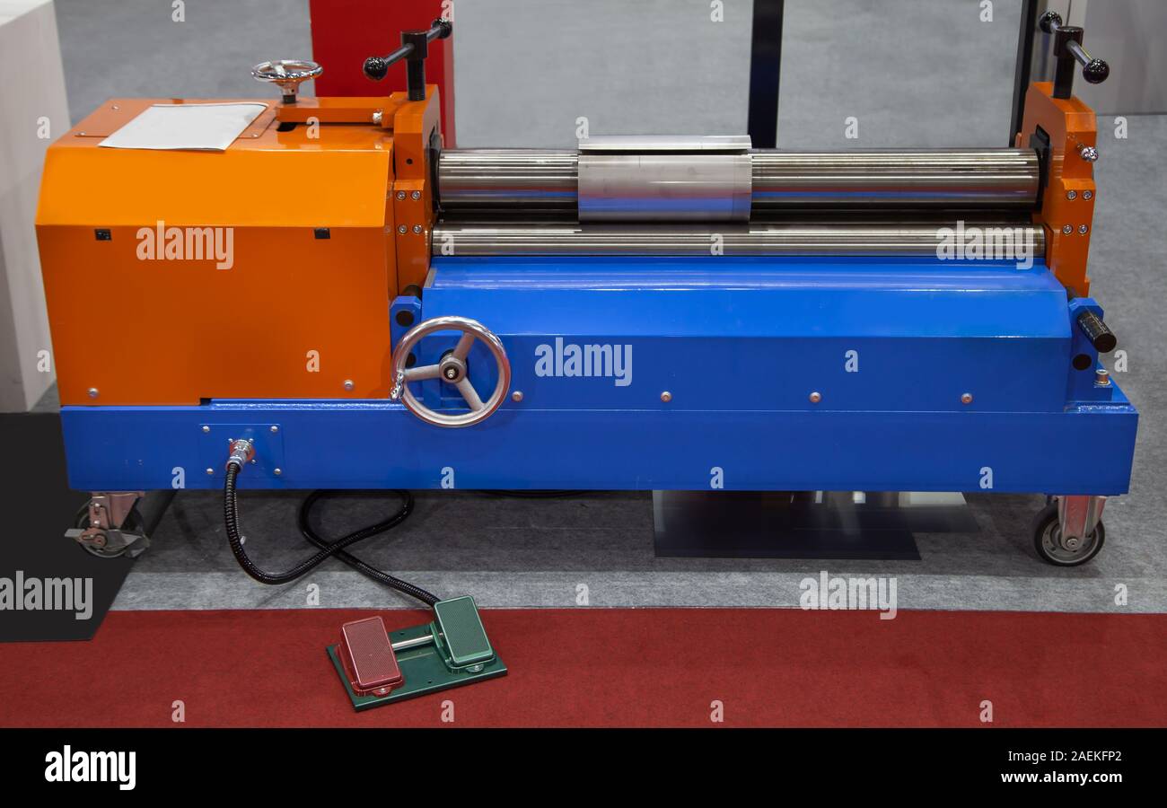 Forming machine hi-res stock photography and images - Alamy