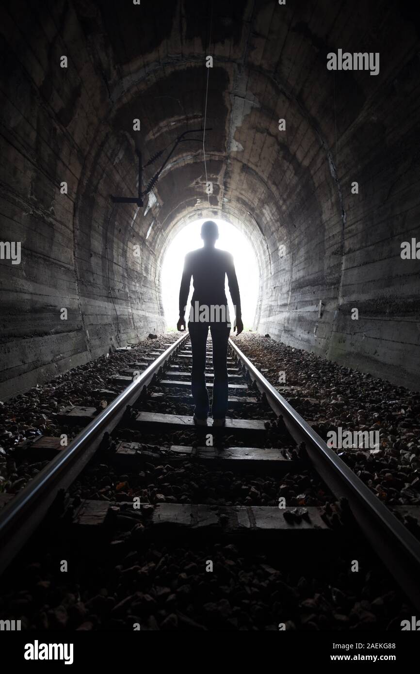 Light in tunnel hi-res stock photography and images - Alamy