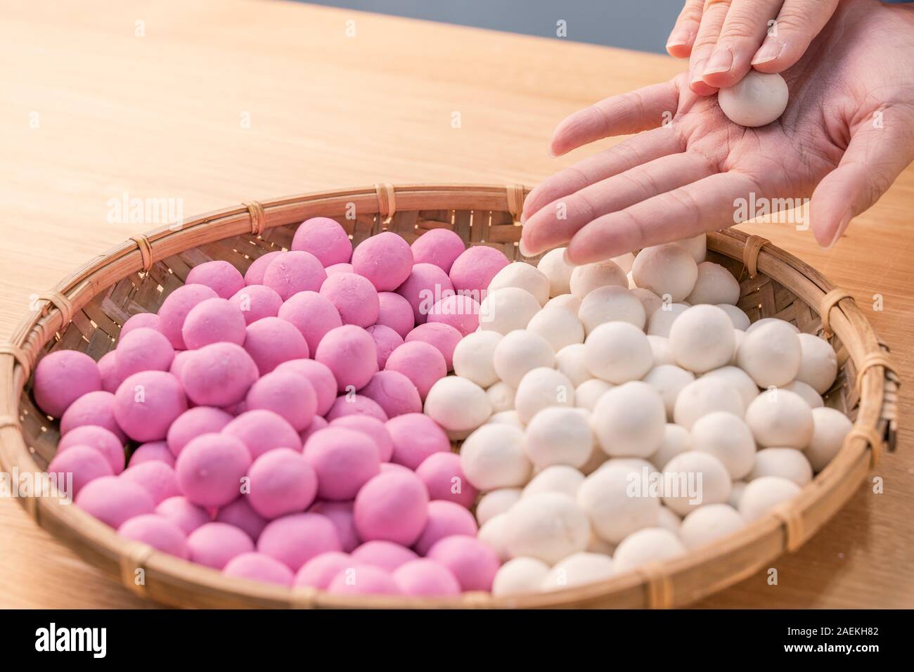 Making Tang Yuan