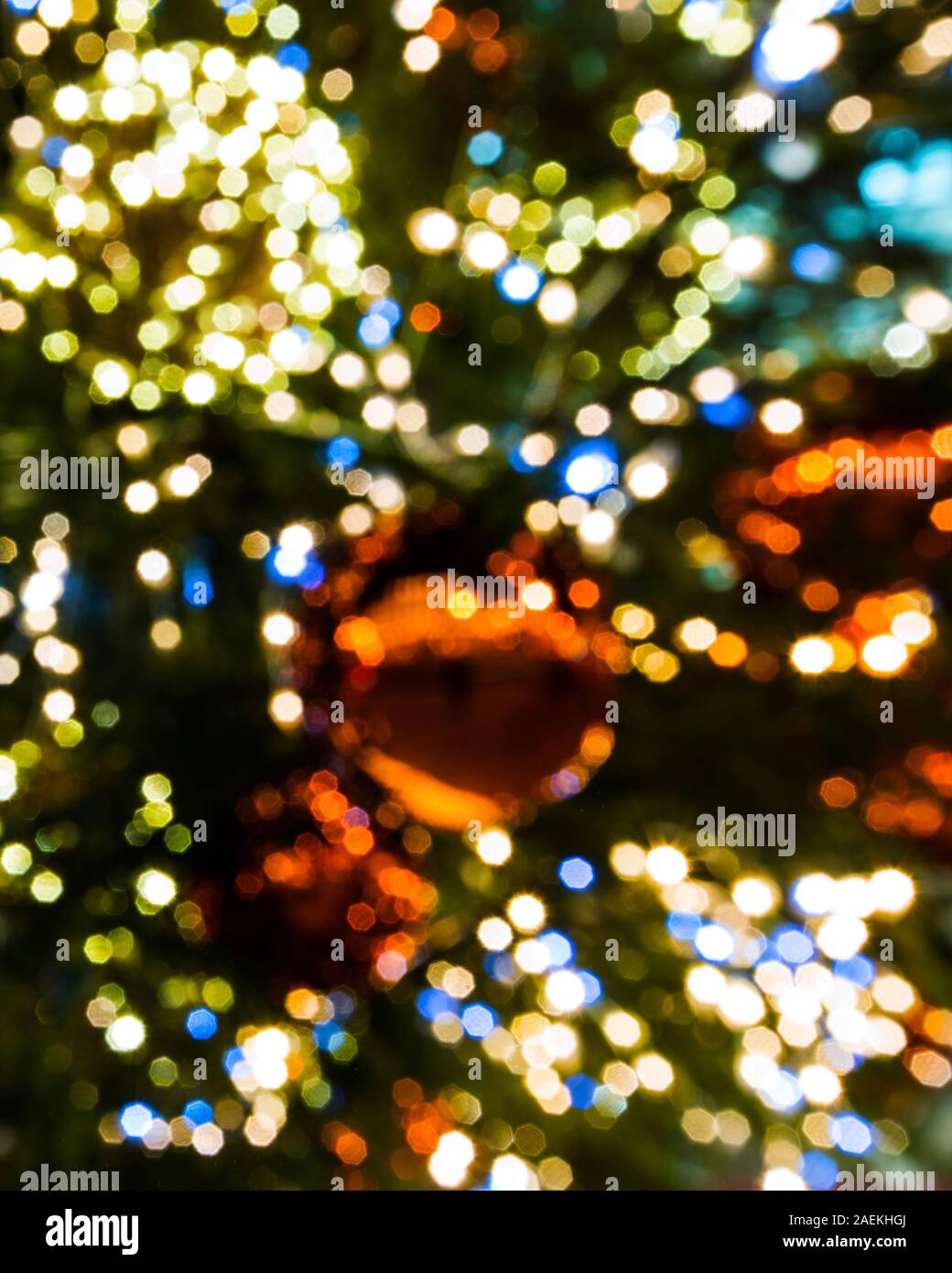 Beautiful blurred christmas lighting hi-res stock photography and ...