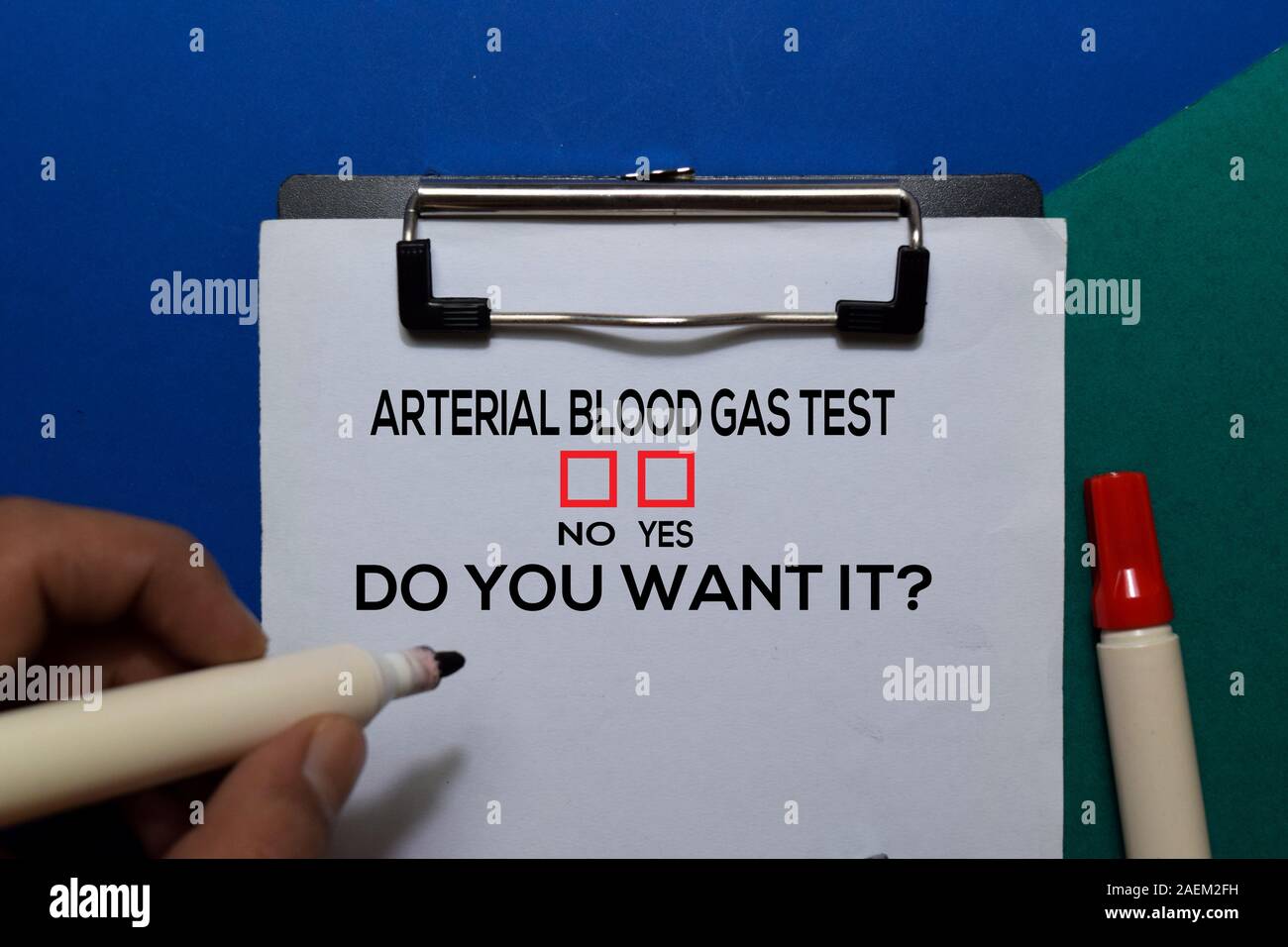 Arterial blood gas sample hi-res stock photography and images - Alamy