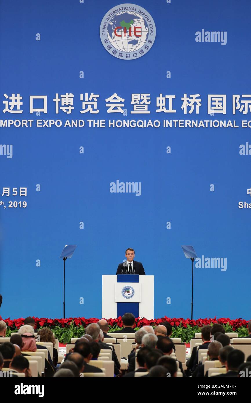 Incumbent French President Emmanuel Macron delivers a speech at the ...