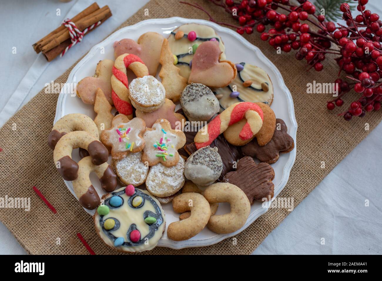 Traditional German Christmas Cookies Stock Photo - Alamy