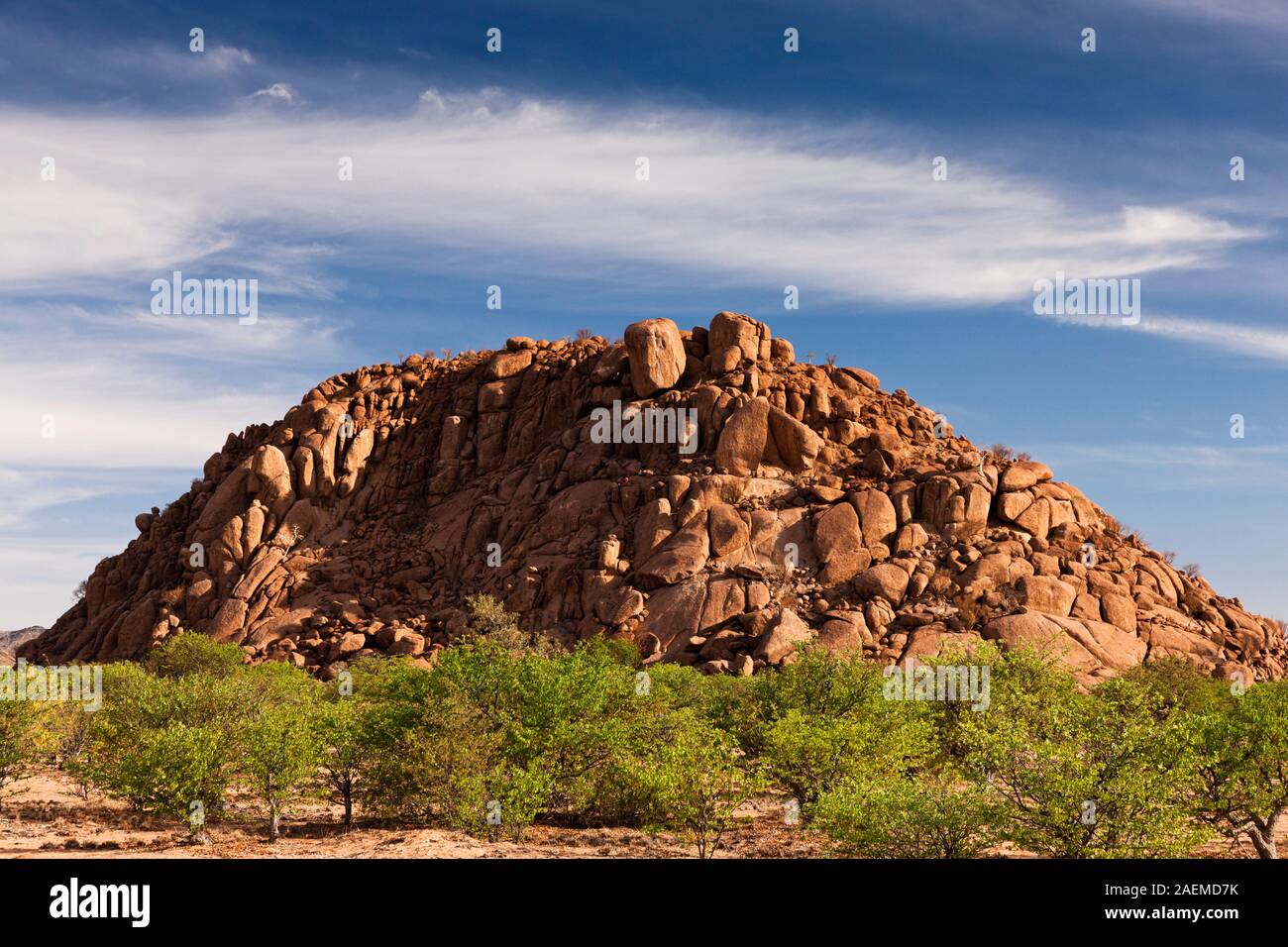 Big rocky hi-res stock photography and images - Alamy