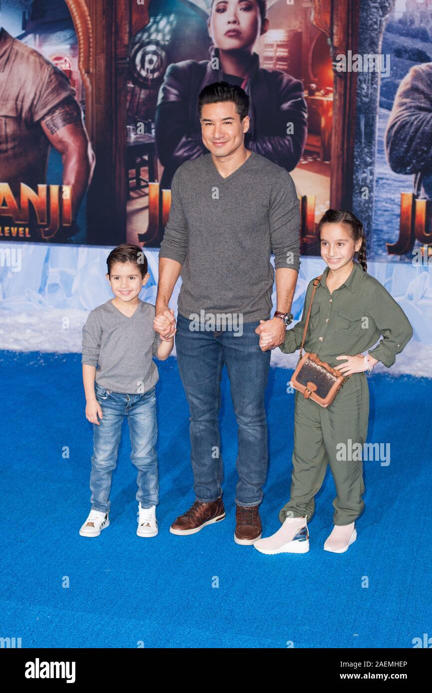 Next level mario hi-res stock photography and images - Alamy