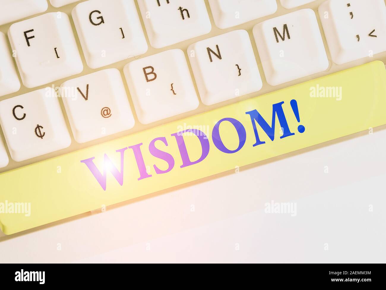 Writing note showing Wisdom. Business concept for quality having ...