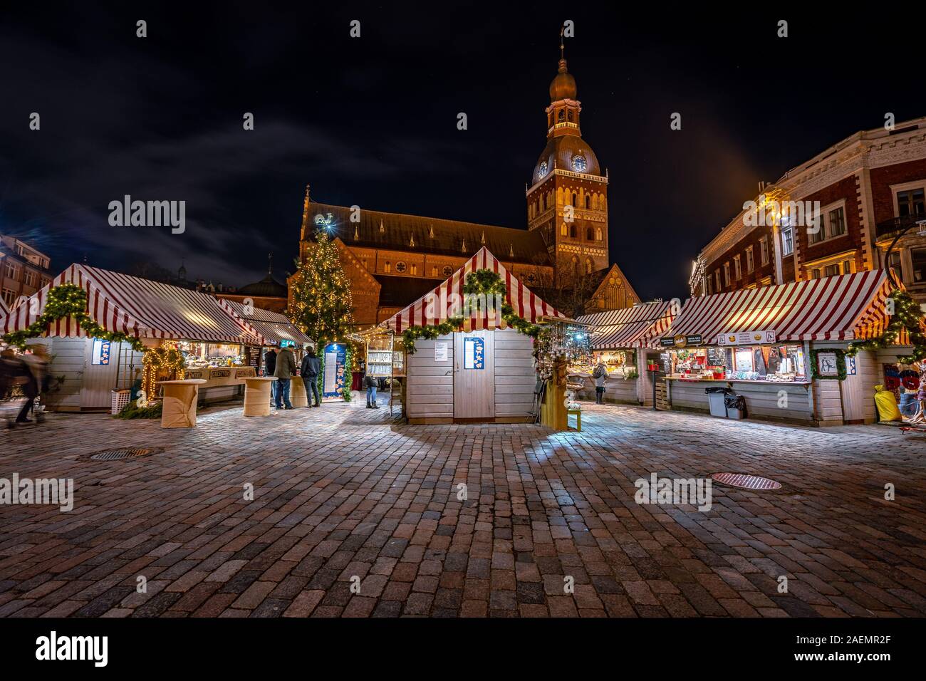 Old riga christmas market hi-res stock photography and images - Alamy