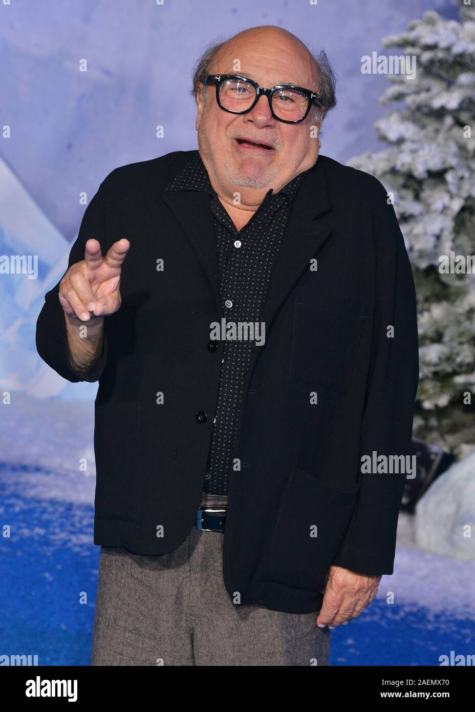 Los Angeles, USA. 10th Dec, 2019. Danny DeVito 134 attends the premiere ...