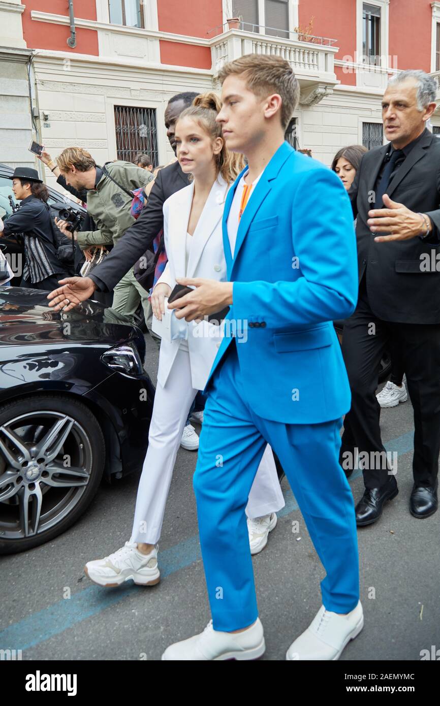 Dylan sprouse barbara palvin hi-res stock photography and images - Alamy