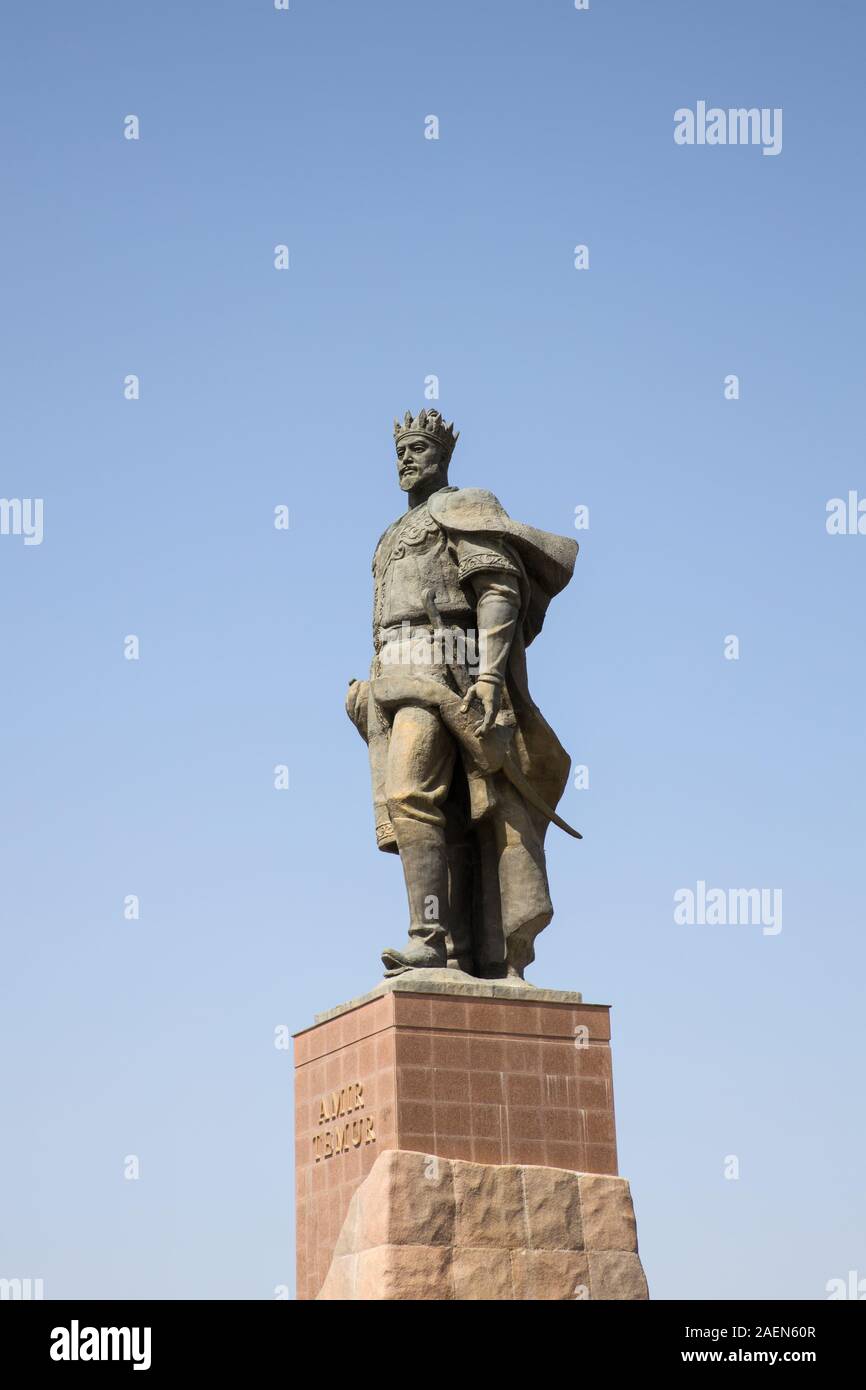 Statue timur ak saray palace hi-res stock photography and images - Alamy