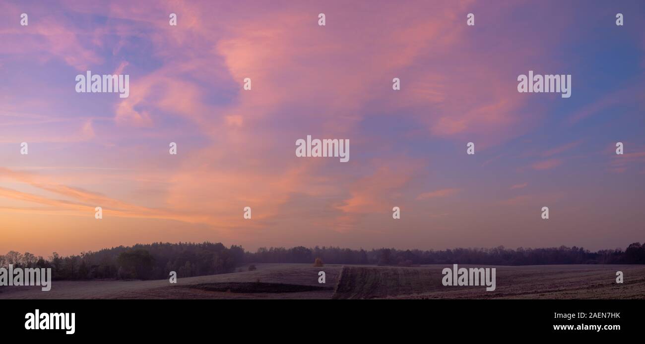 beautiful sky multi-colored sky just before sunrise Stock Photo - Alamy