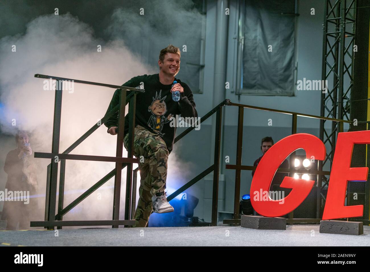 Nick carter and fan hi-res stock photography and images - Alamy