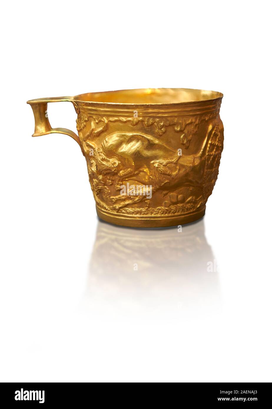 Vapheio (Vaphio or Vafio) Mycenaean gold cup depicting a wild bull hunt ...