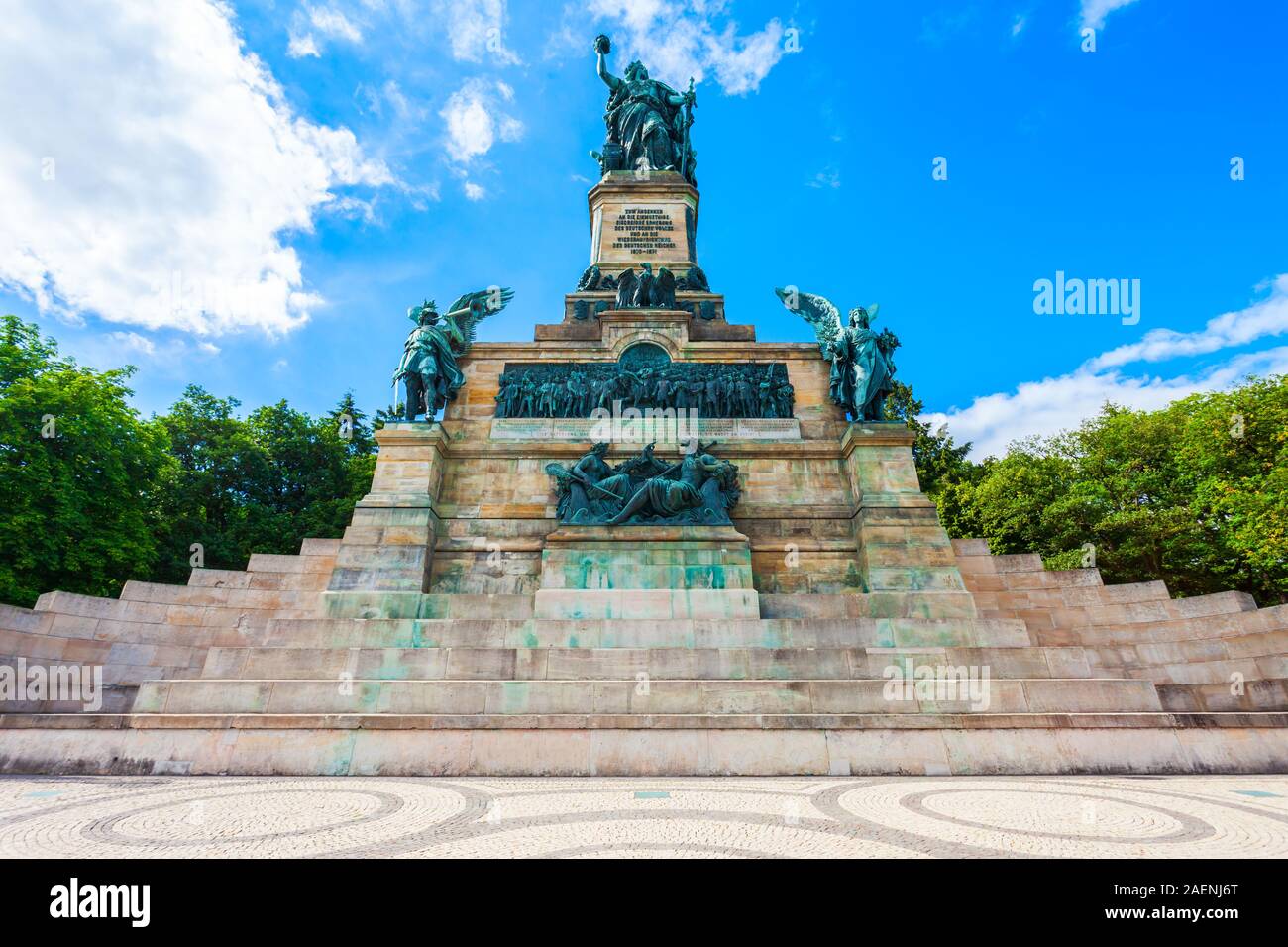 Statue germania niederwalddenkmal niederwald monument hi-res stock ...