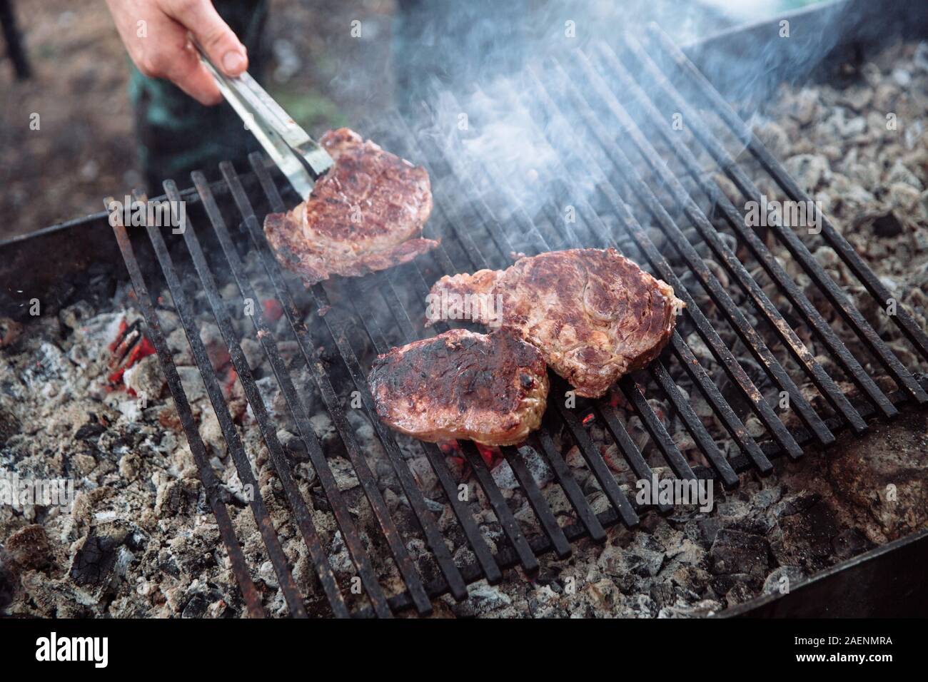 Smoky steak hi-res stock photography and images - Alamy