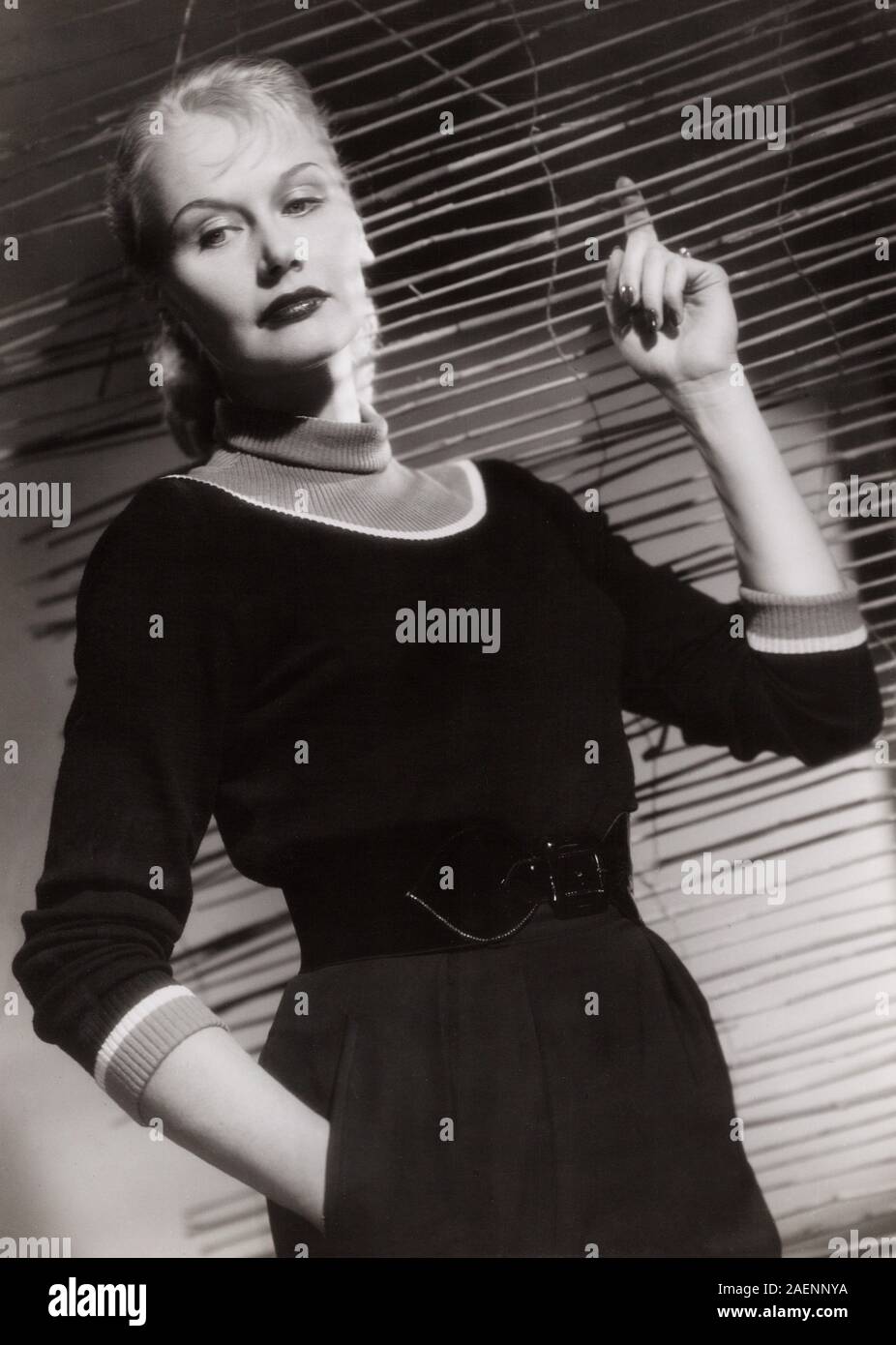 Edith Schneider, deutsche Schauspielerin und Synchronsprecherin, Deutschland um 1952. German ...