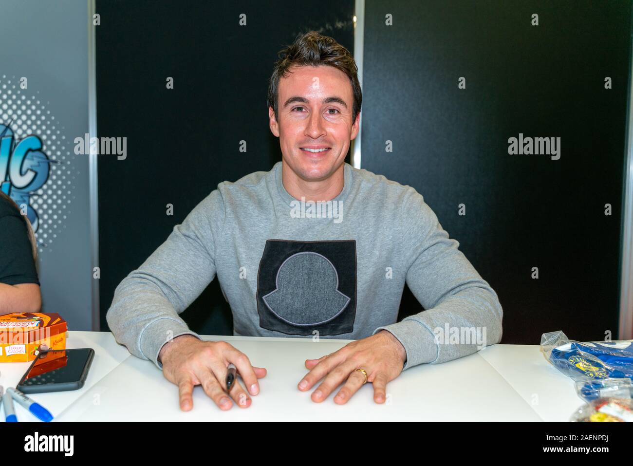 Huw collins pretty little liars hi-res stock photography and images - Alamy