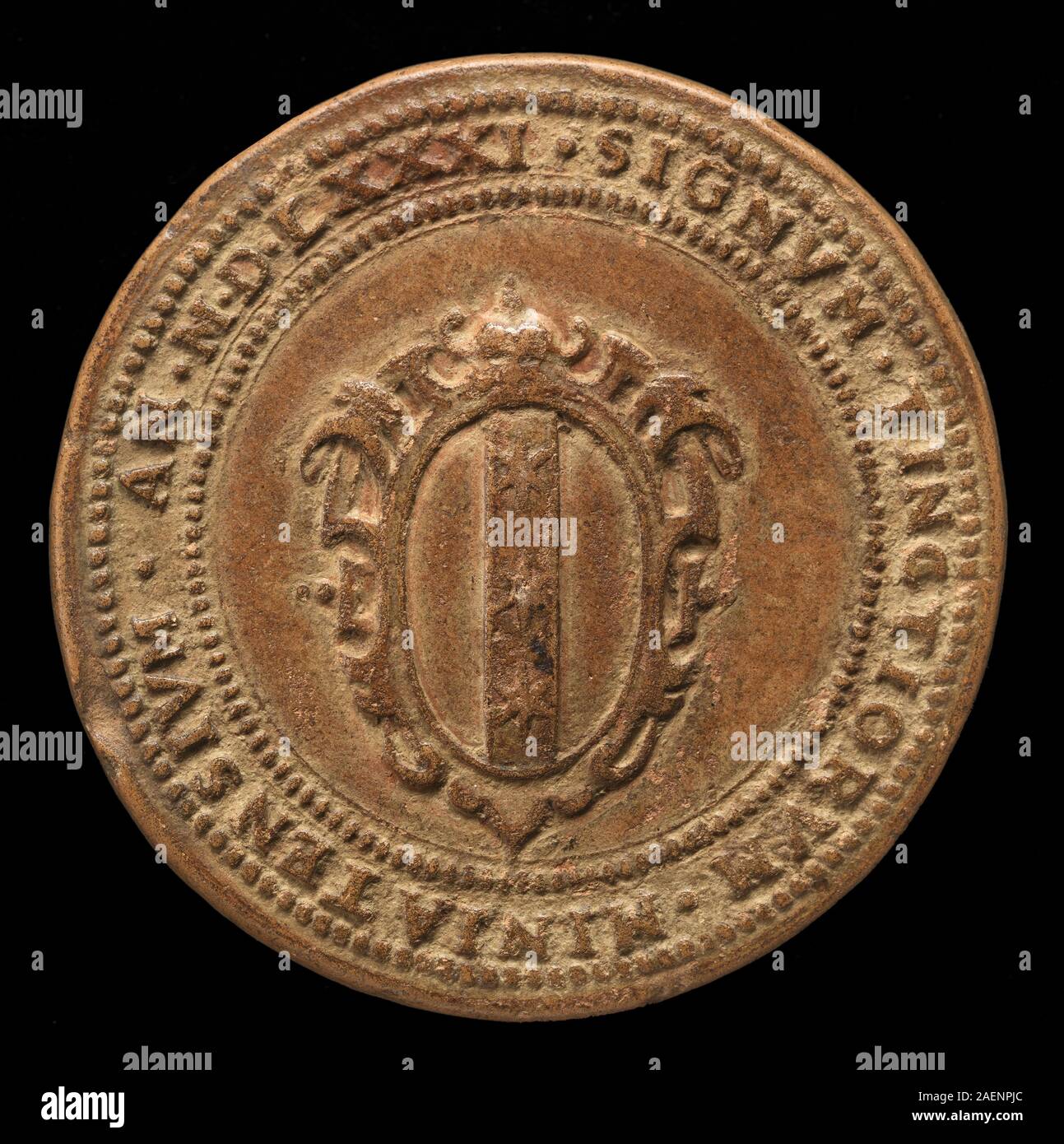 Lettering shield hi-res stock photography and images - Alamy