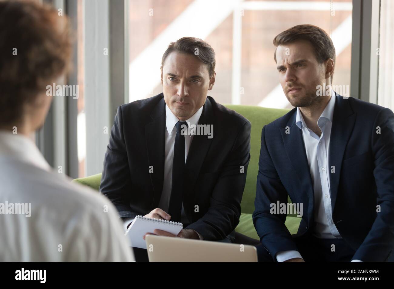 Interview concept two people hi-res stock photography and images - Alamy