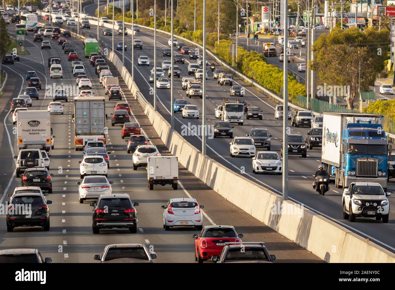 The M1 Motorway is at full capacity as motorist's experience delays ...