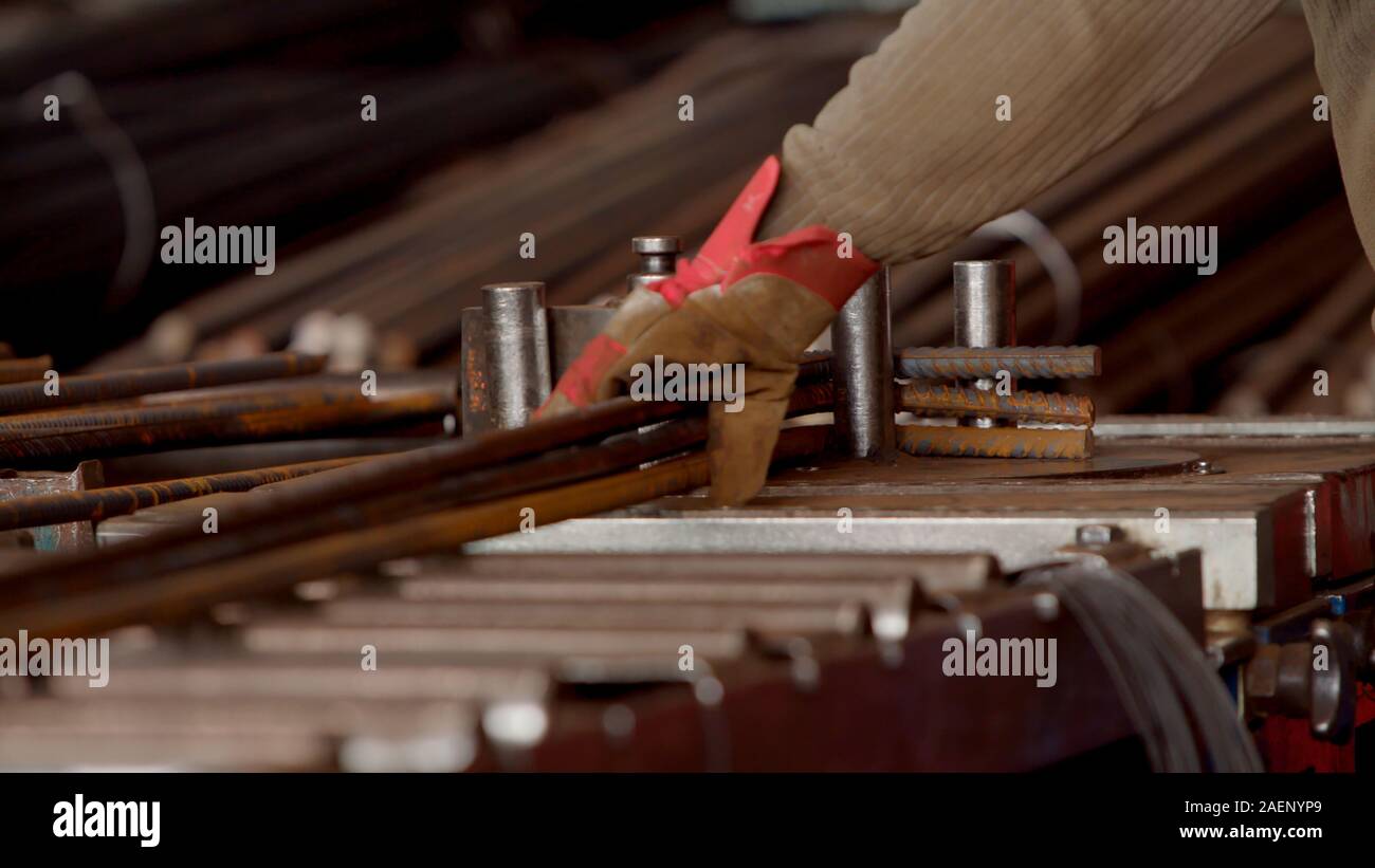 Rebar tool hi-res stock photography and images - Alamy