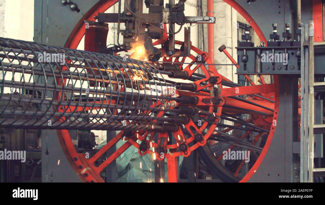 Automatic Welding fittings with electrodes. Electrode weld reinforcing ...