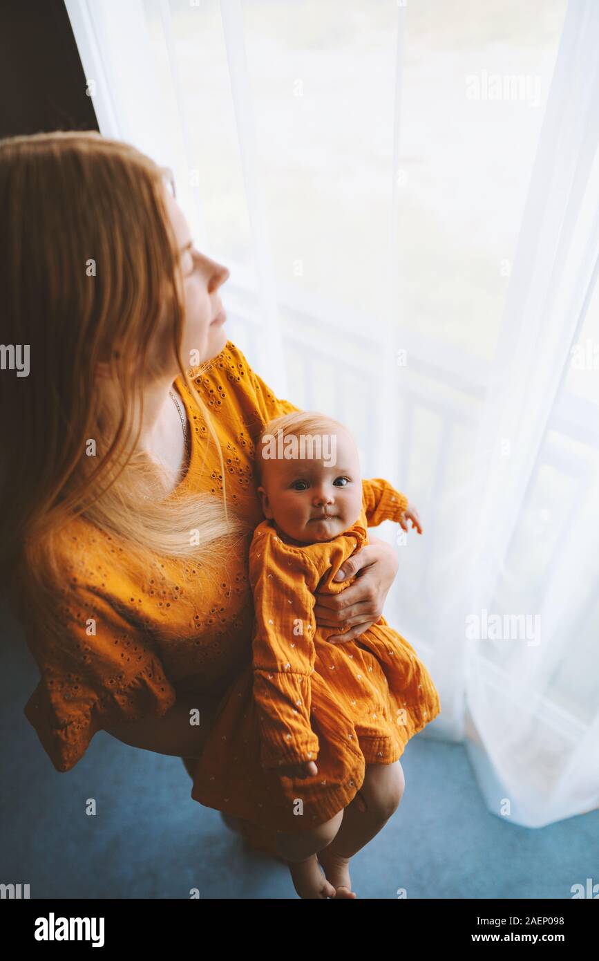 Lifestyle maternity hi-res stock photography and images - Alamy