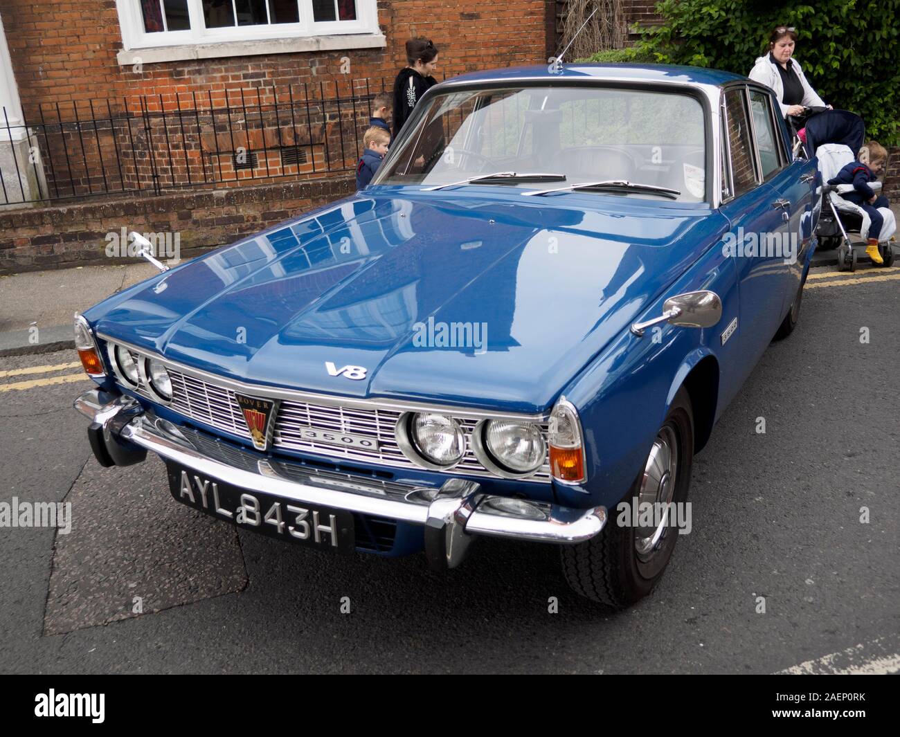 Rover v8 hi-res stock photography and images - Alamy