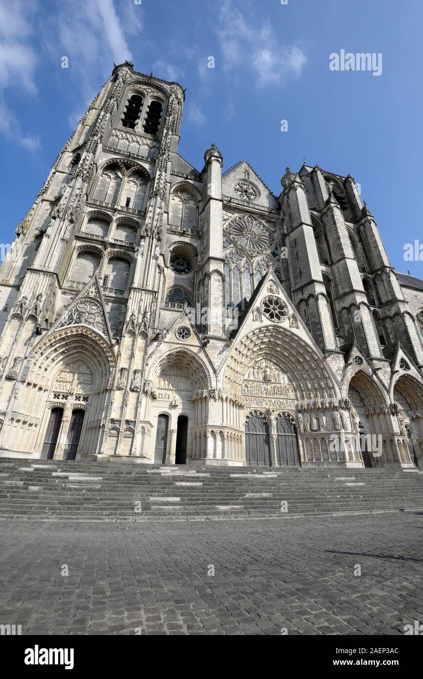 Bourges (central France): Bourges Cathedral, Gothic cathedral ...
