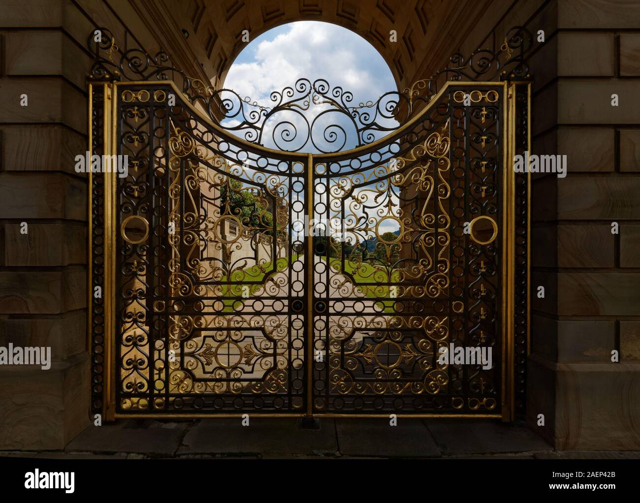 Goldene tor hi-res stock photography and images - Alamy