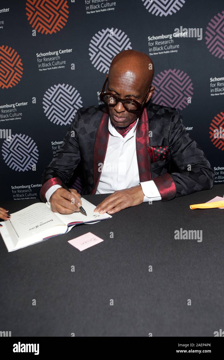 Harlem, New York, USA. 9th Dec, 2019. Designer/Fashion Icon Daniel ...