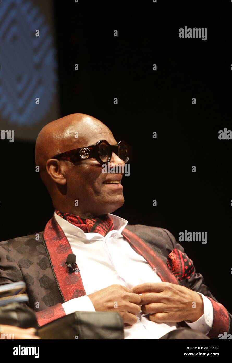 Dapper designs hi-res stock photography and images - Alamy