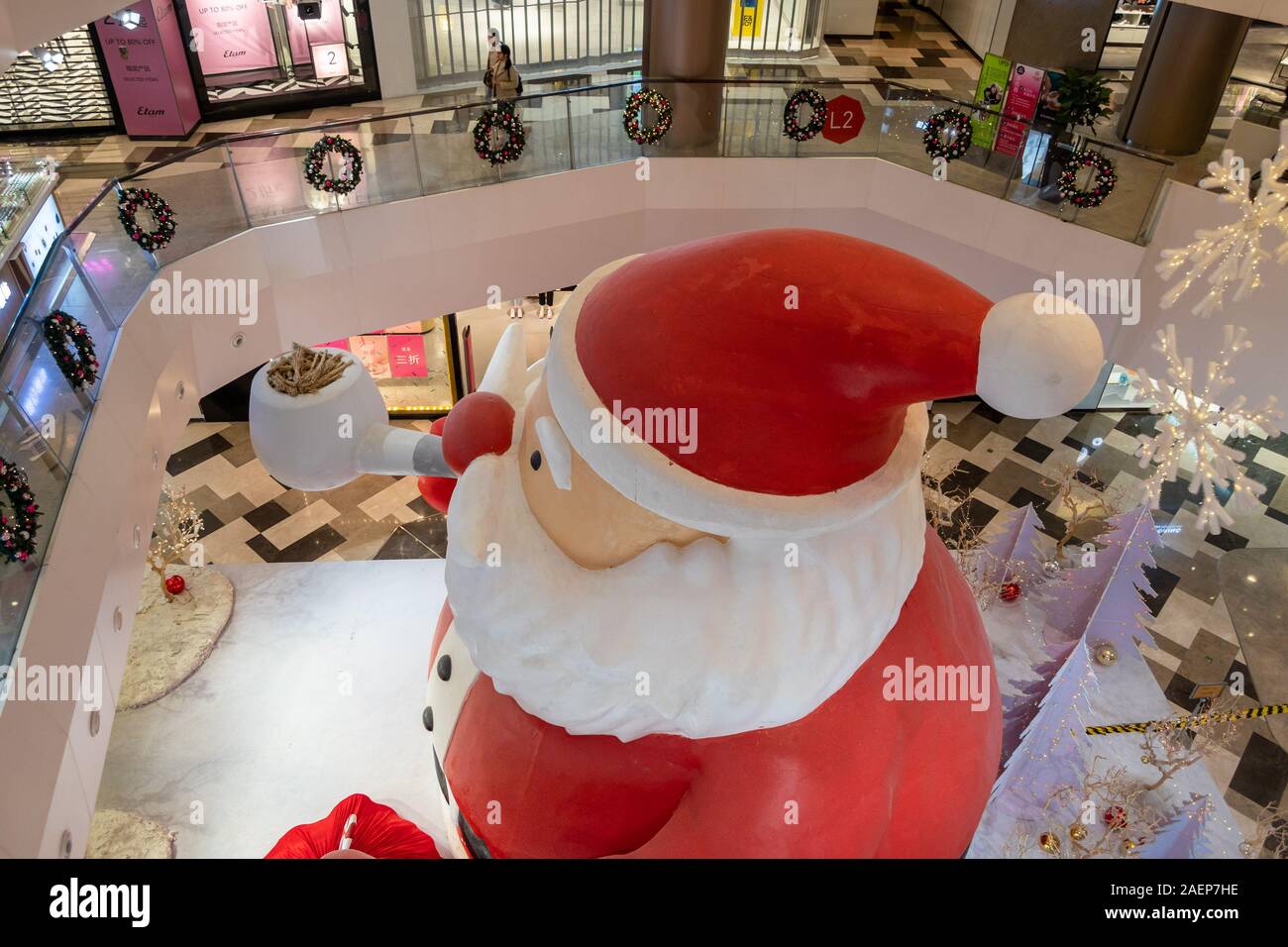 China santa claus shanghai hi-res stock photography and images - Alamy