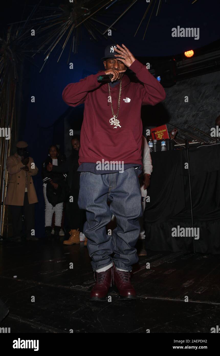 Rakim performs hi-res stock photography and images - Alamy
