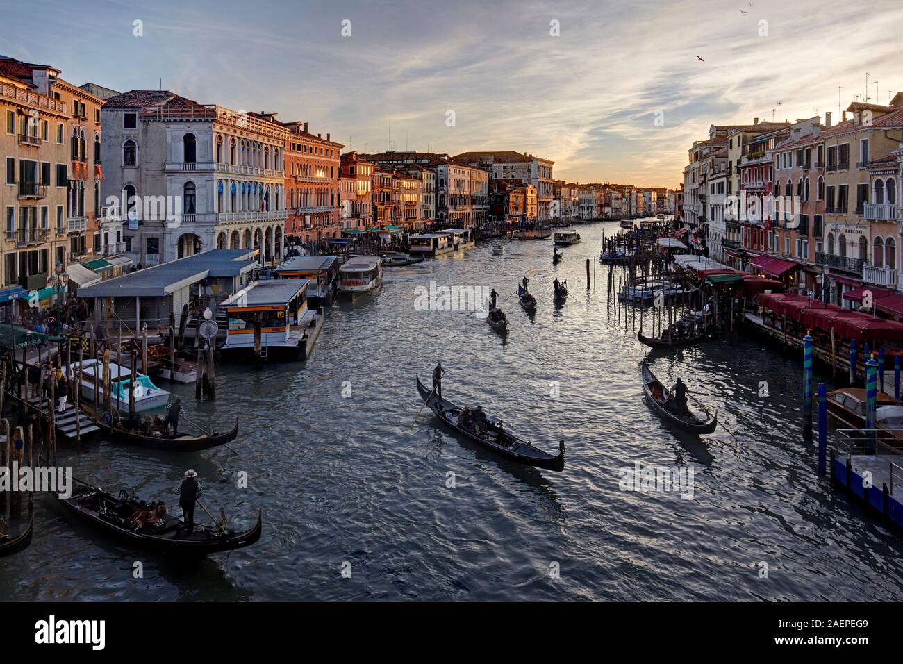 View of canal grande from above hi-res stock photography and images - Alamy