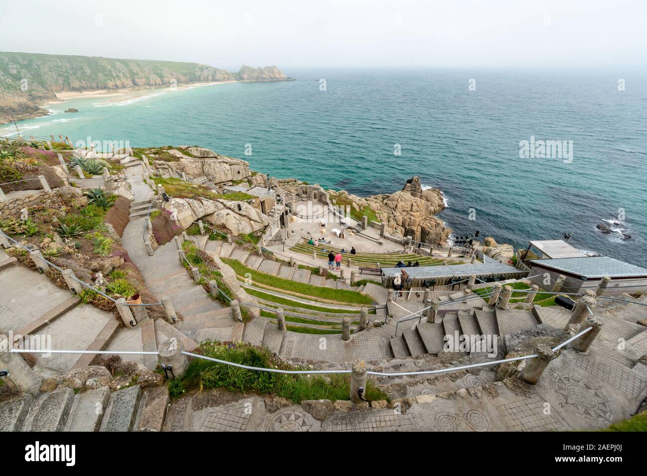 Minack theatre cornwall performance hi-res stock photography and images ...