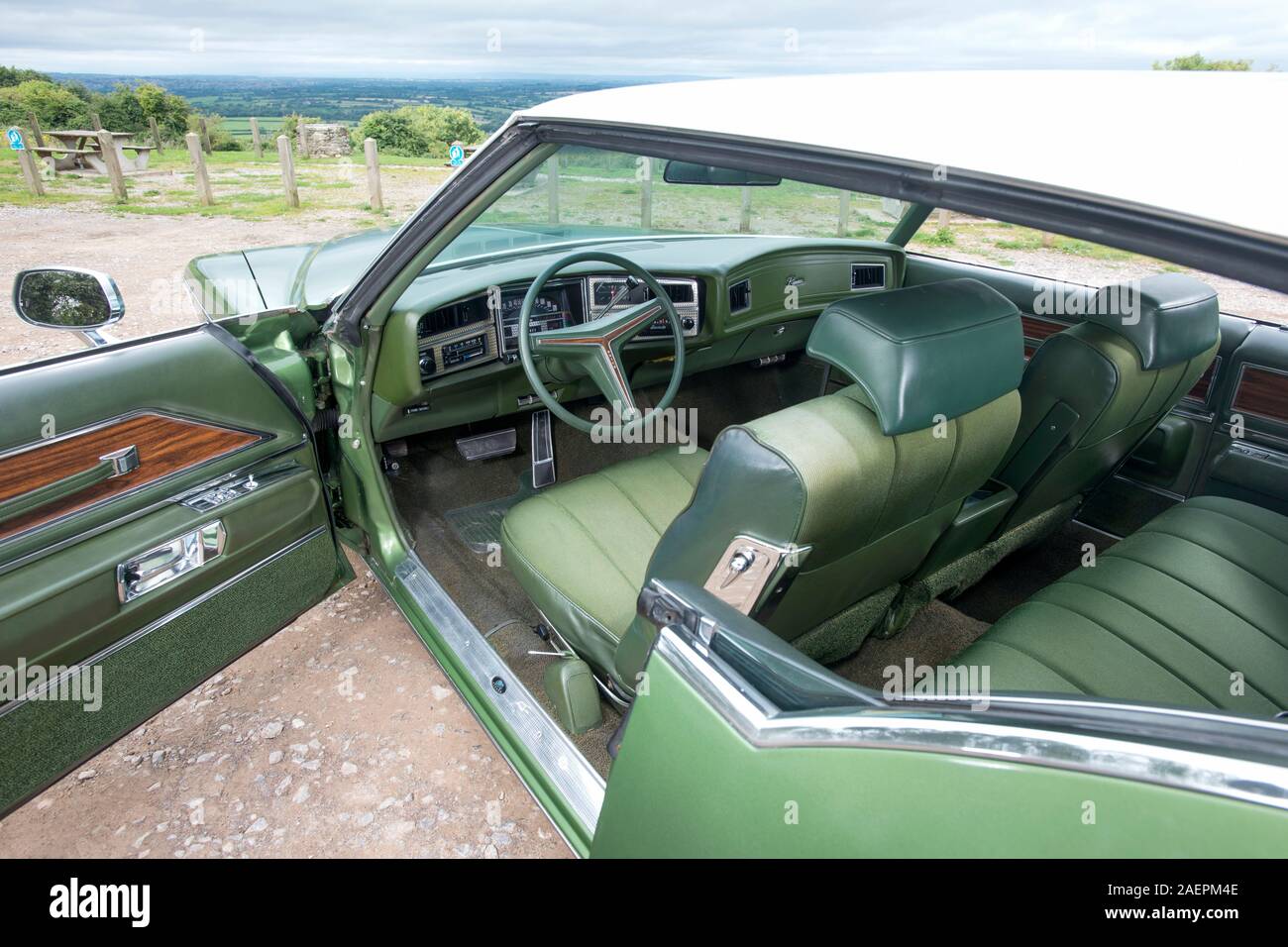1972 Buick Riviera - classic American sports coupe car Stock Photo - Alamy