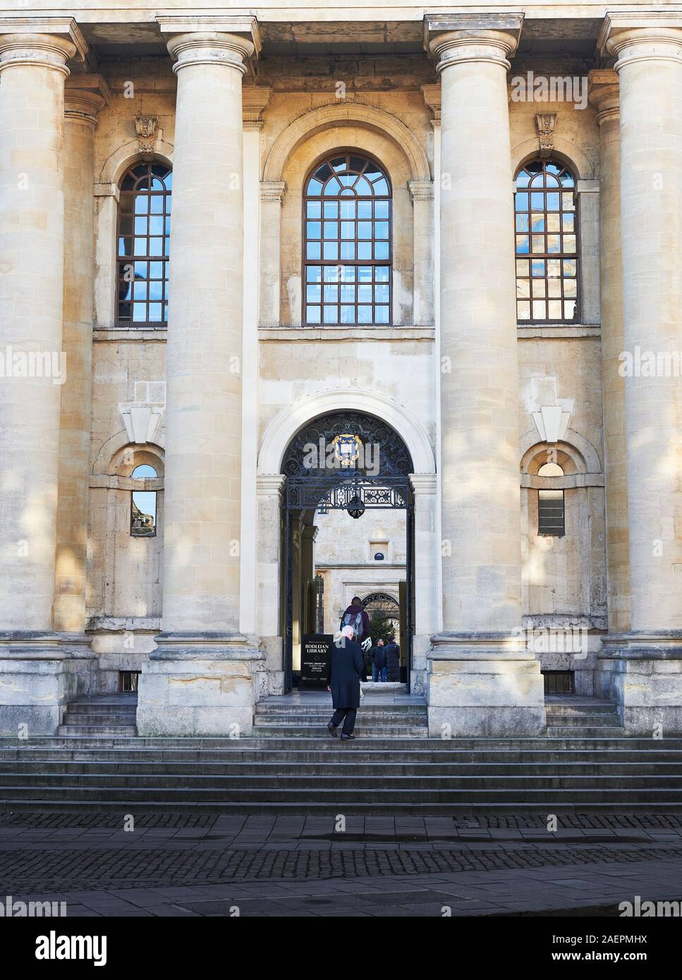 Clarendon arch hi-res stock photography and images - Alamy
