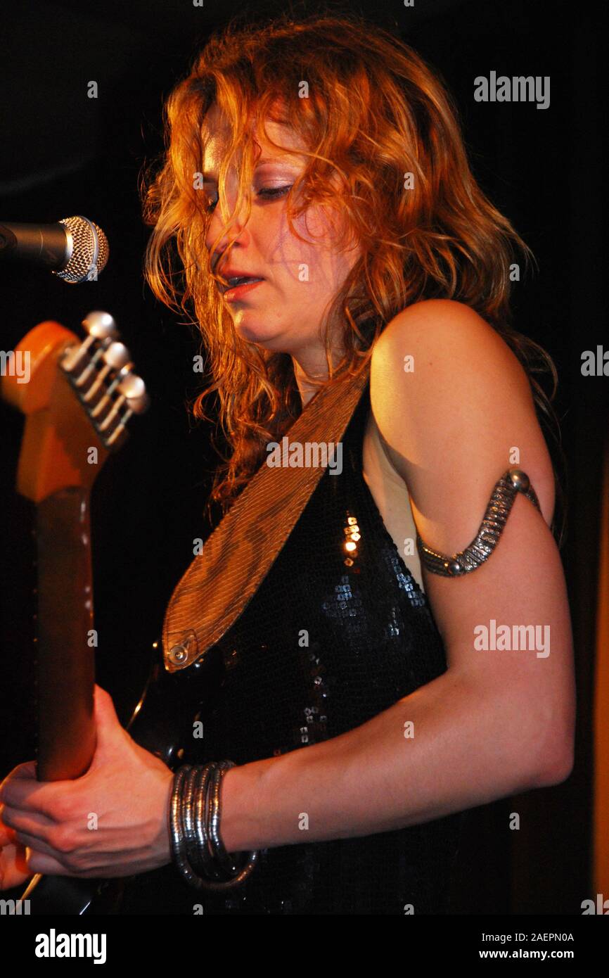 Ana popovic hi-res stock photography and images - Alamy