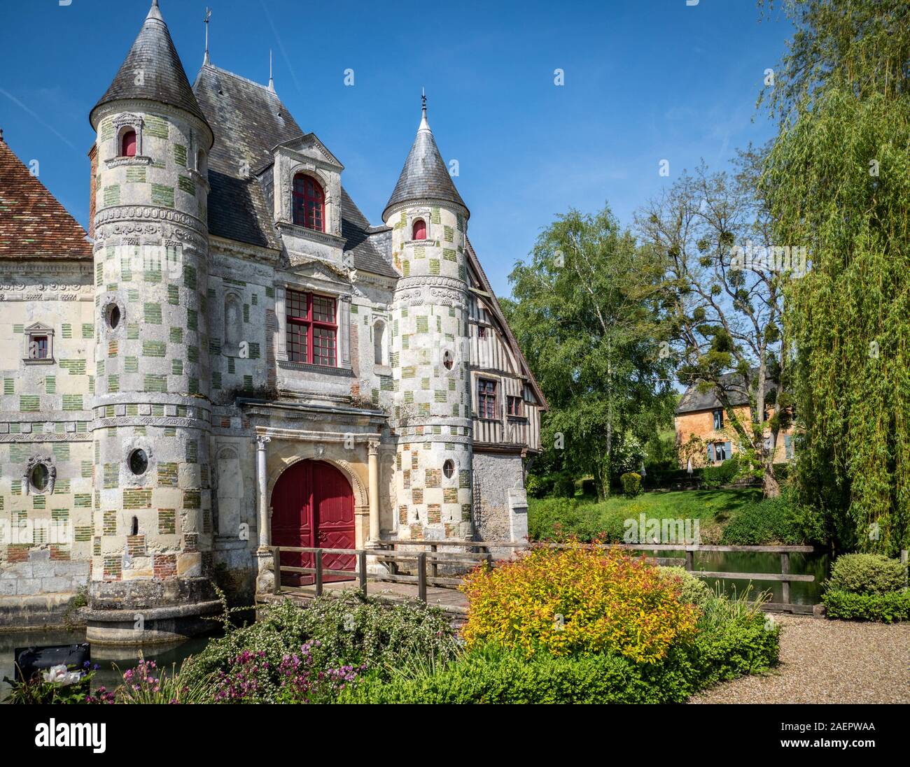 Medieval timber frame hi-res stock photography and images - Alamy