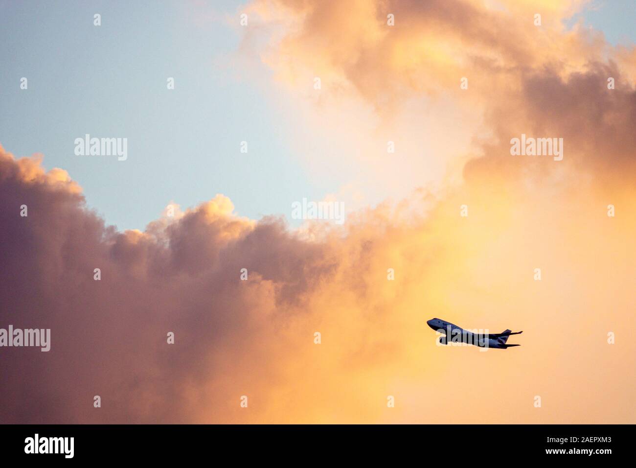 Departing mia hi-res stock photography and images - Alamy